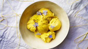 Συνταγή για Παγωτό Μάνγκο με Mόνο 3 Yλικά | αθηΝΕΑ