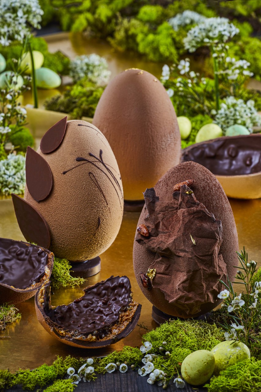 thumbnail_9135-GB Corner Easter Eggs | αθηΝΕΑ