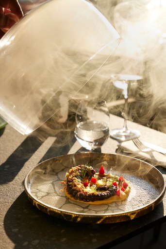 Olive Restaurant στο Ξενοδοχείο Dusit Suites Athens